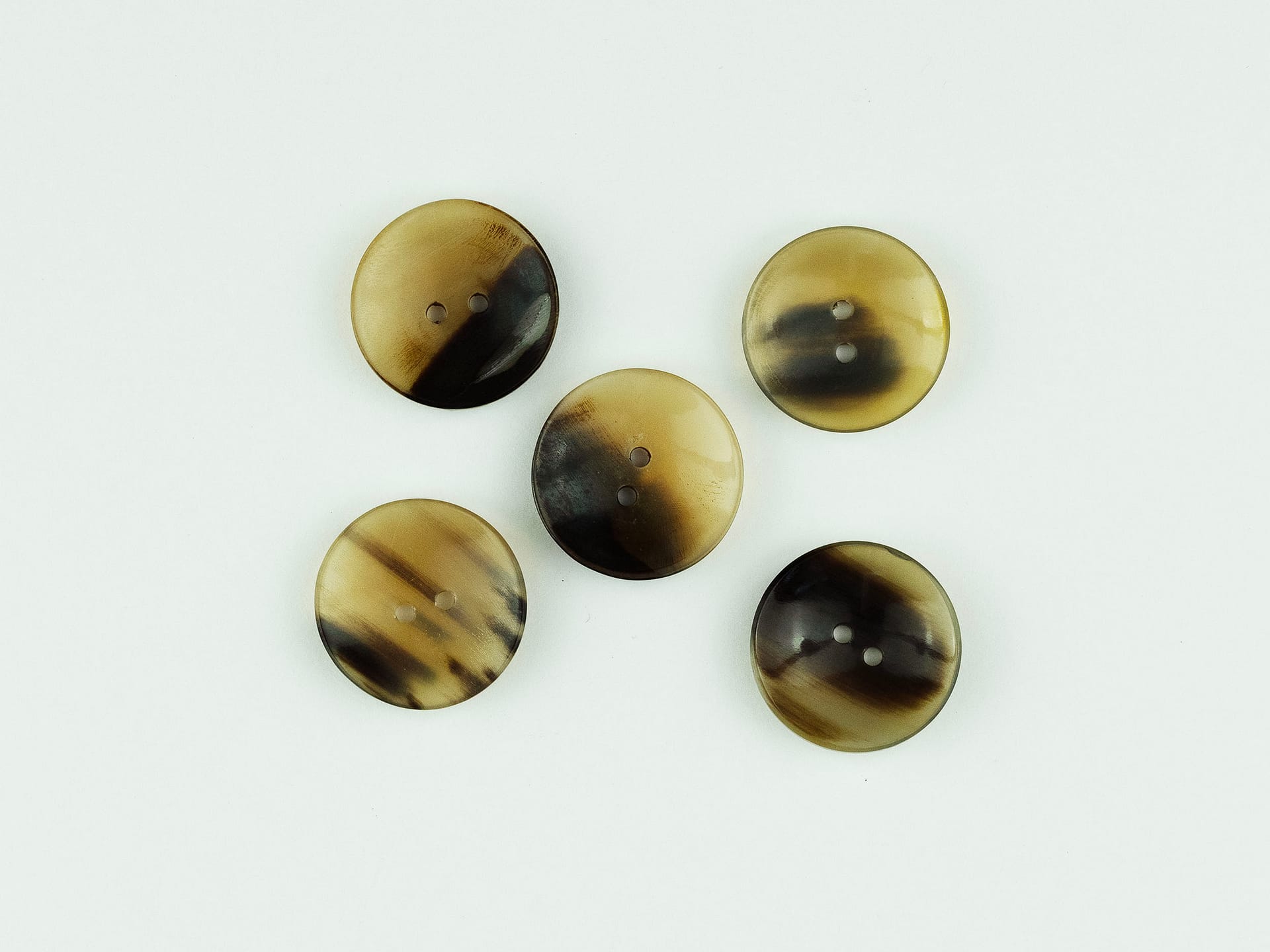 25mm Pale horn bowl shaped buttons - Wild and Woolly